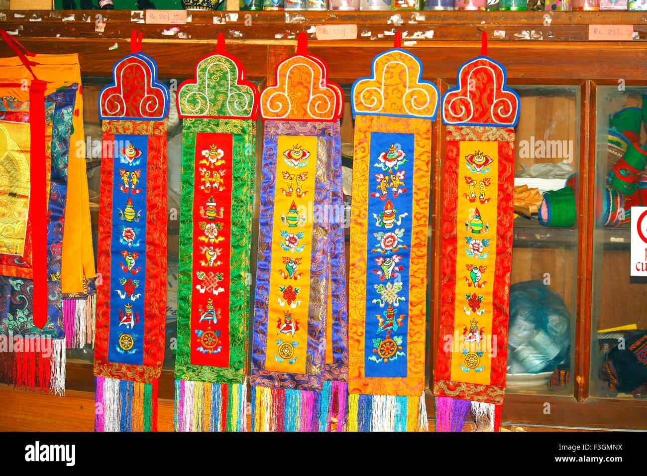 Tibetan thangka paintings hi-res stock photography and images - Alamy