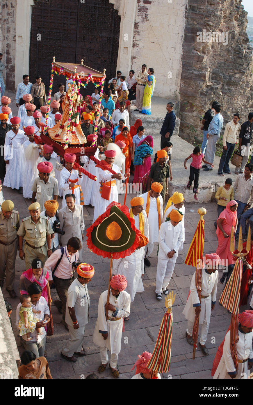 Procession of raj Gangaur (Royal Gangaur) inside Mehrangarh fort ...
