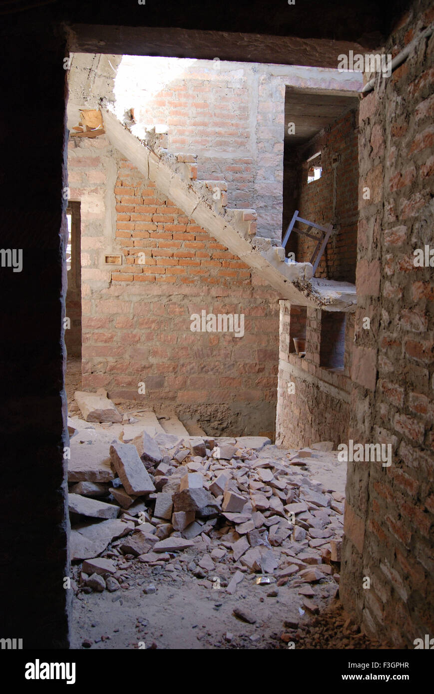 India under construction house hi-res stock photography and images - Alamy
