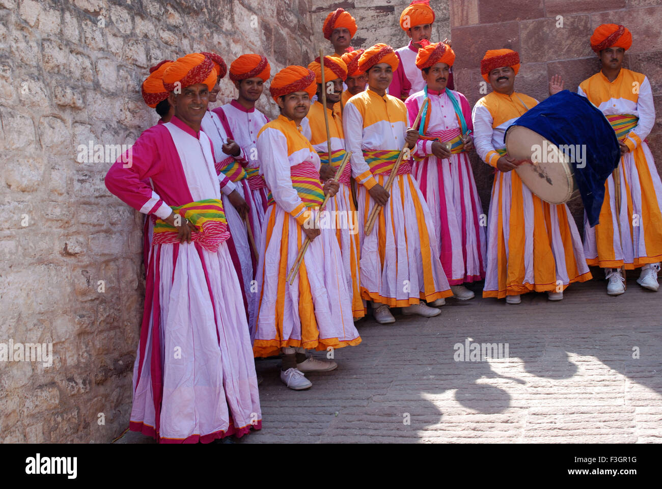 Gair dancers inside fort hi-res stock photography and images - Alamy