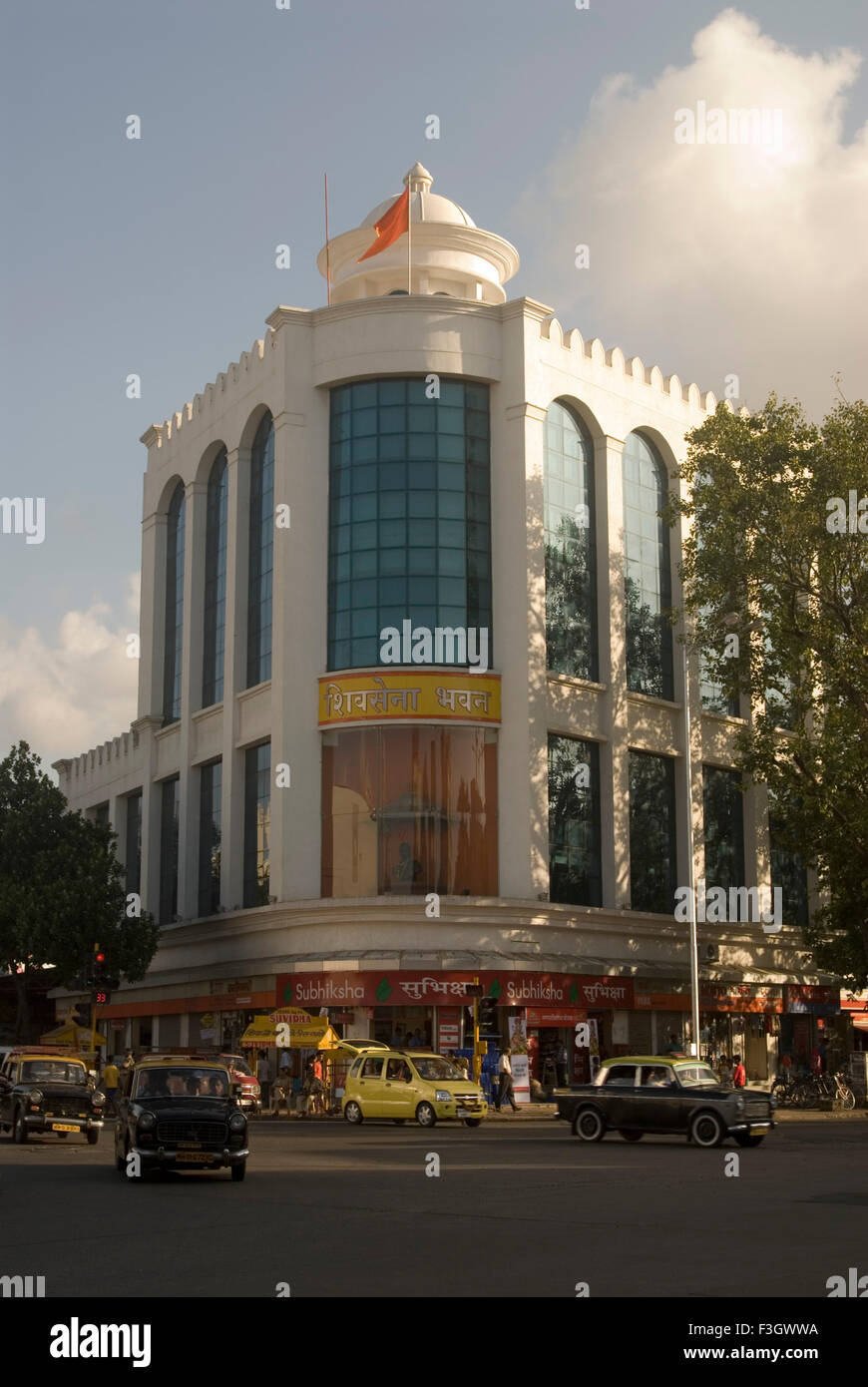 Shiv sena bhavan building mumbai High Resolution Stock Photography and ...