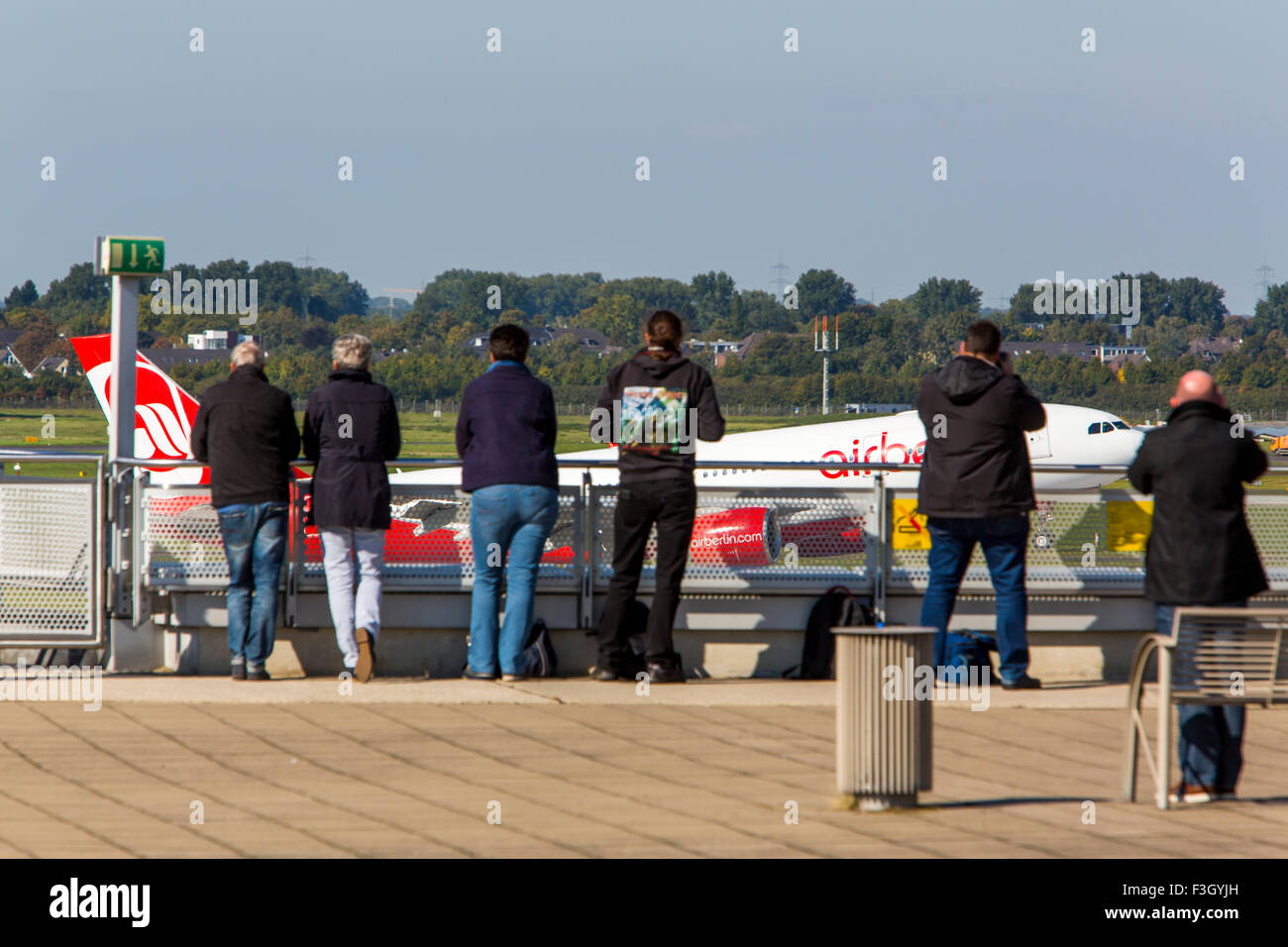 Terminal observation deck hi-res stock photography and images - Alamy