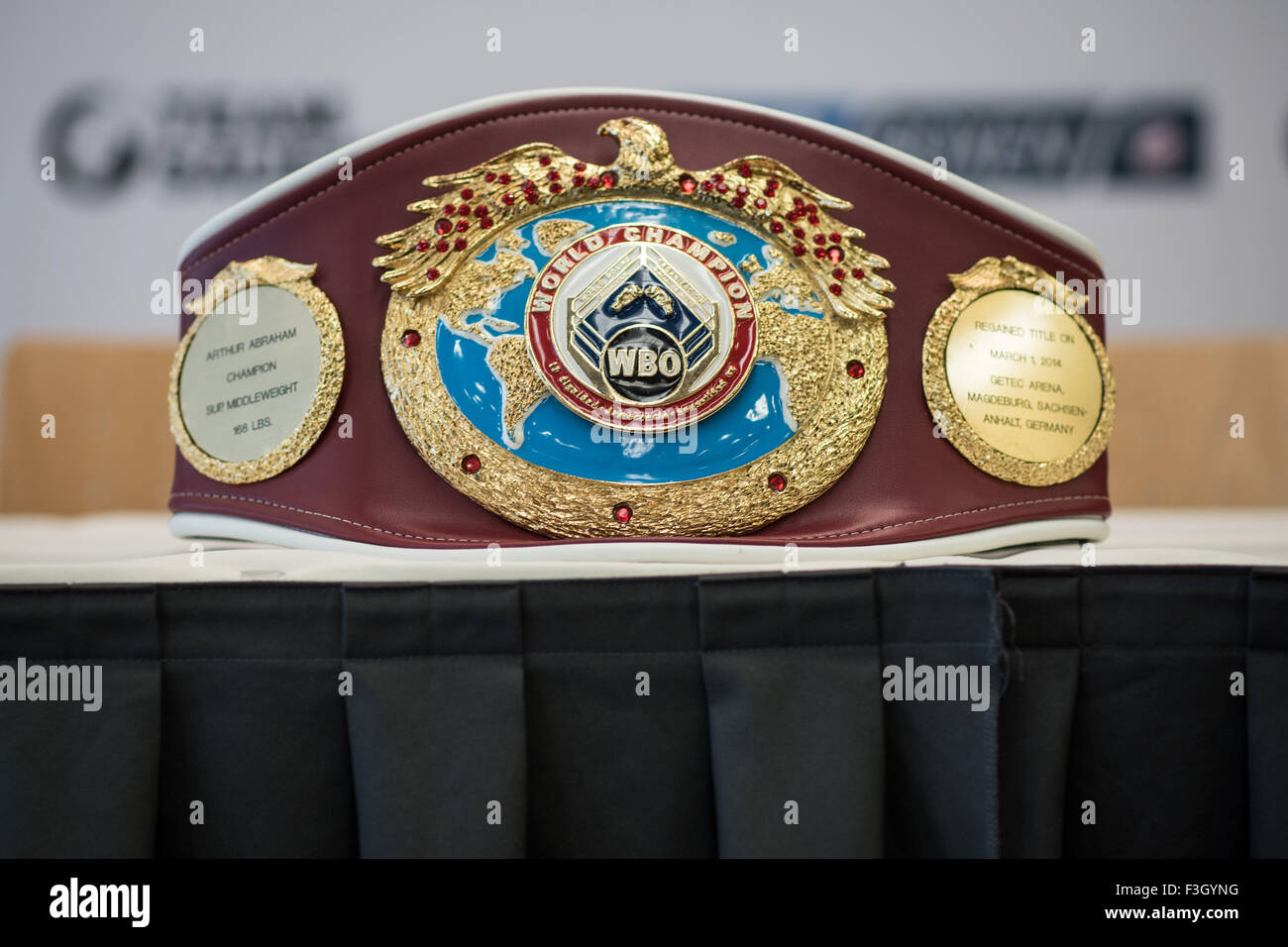 Hannover, Germany. 7th Oct, 2015. The gurtel of German boxer Arthur ...
