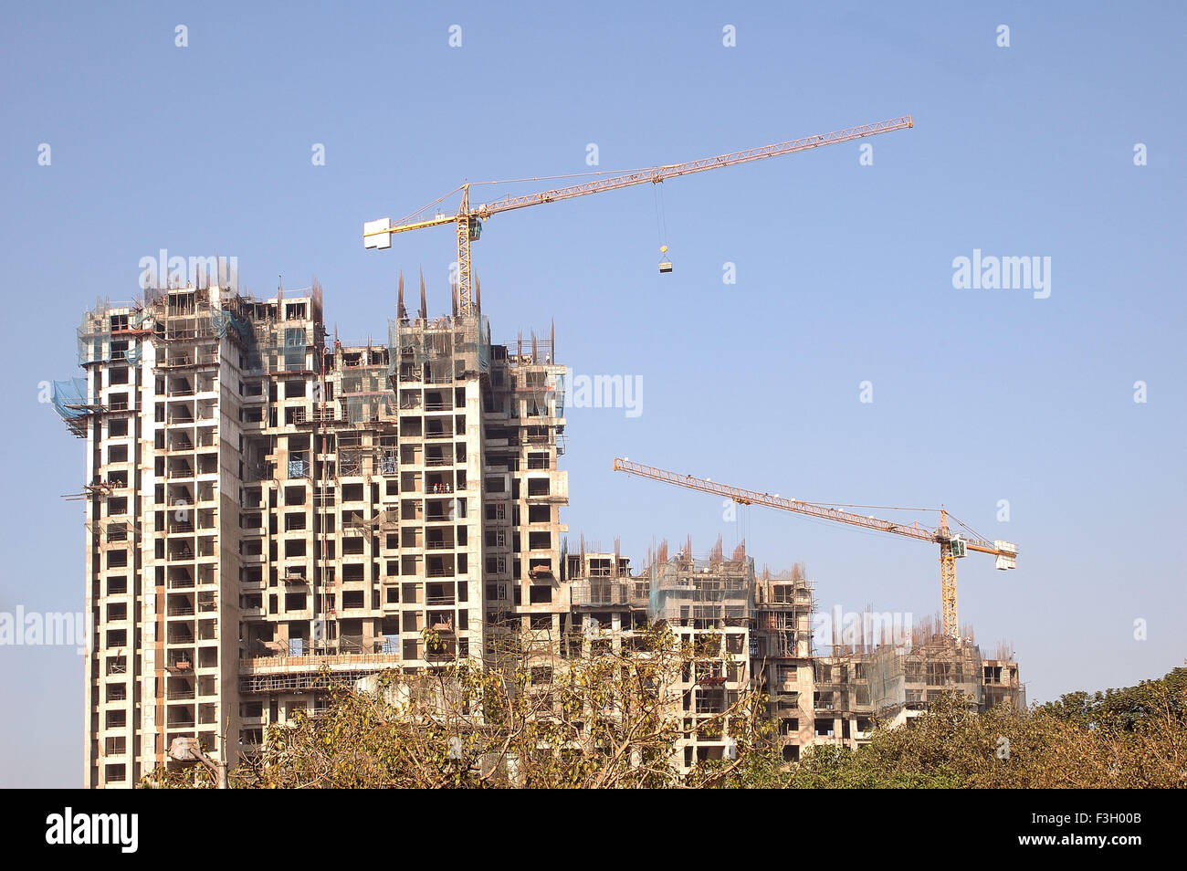 Measures for construction site safety hi-res stock photography and ...