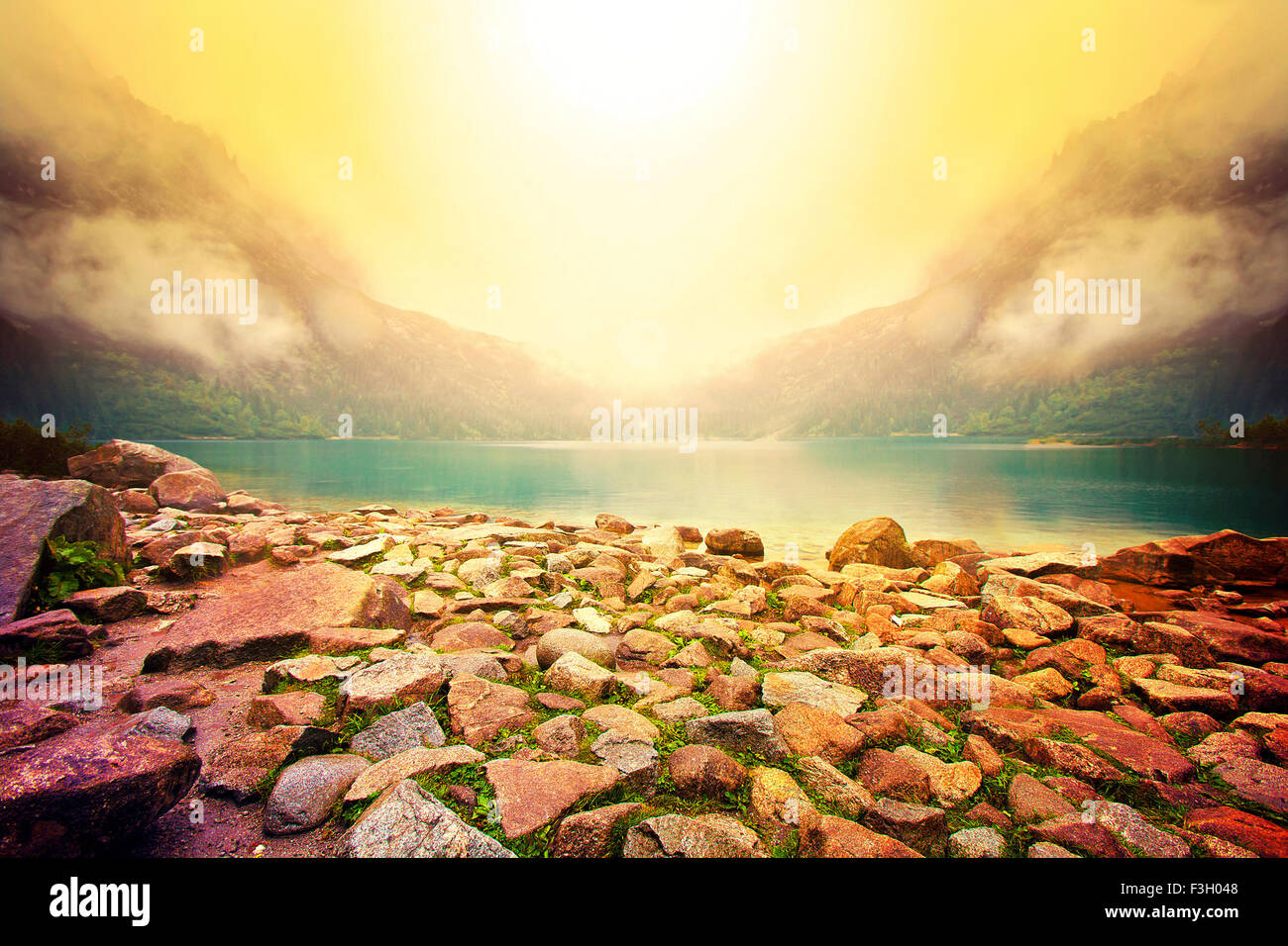 Cloud fog landscape lake hi-res stock photography and images - Alamy