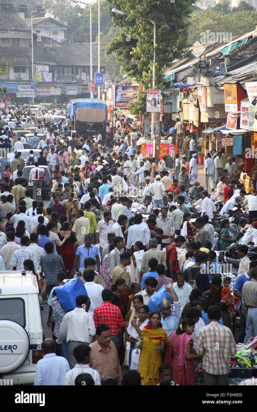 Crowd on road ; Diwali shopping fever ; Dadar market ; Mumbai Bombay ...
