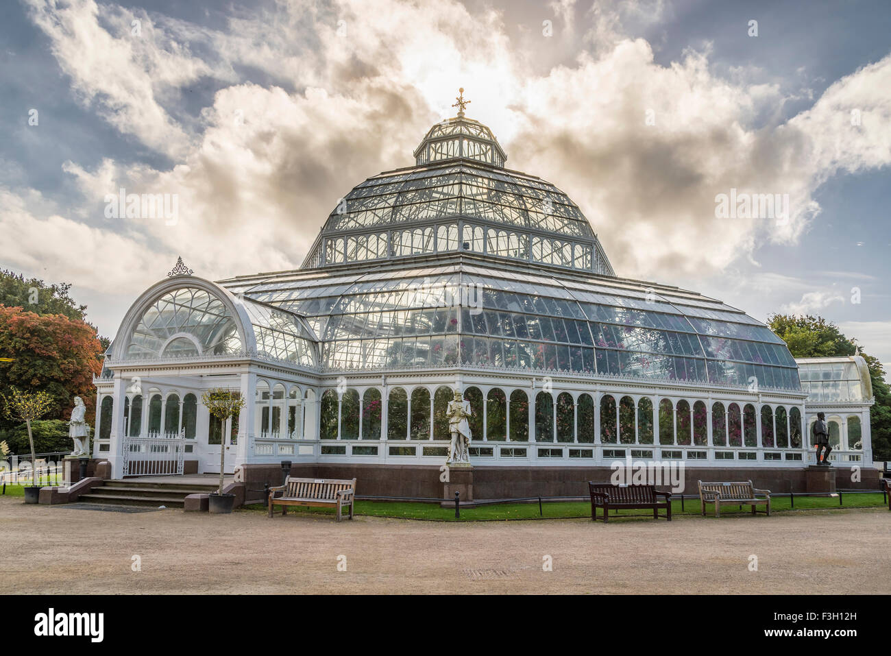 Sefton park liverpool hi-res stock photography and images - Alamy