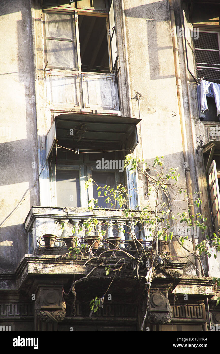 Old Ahmed building ; Sardar Vallabhbhai Patel road ; Grant road ...