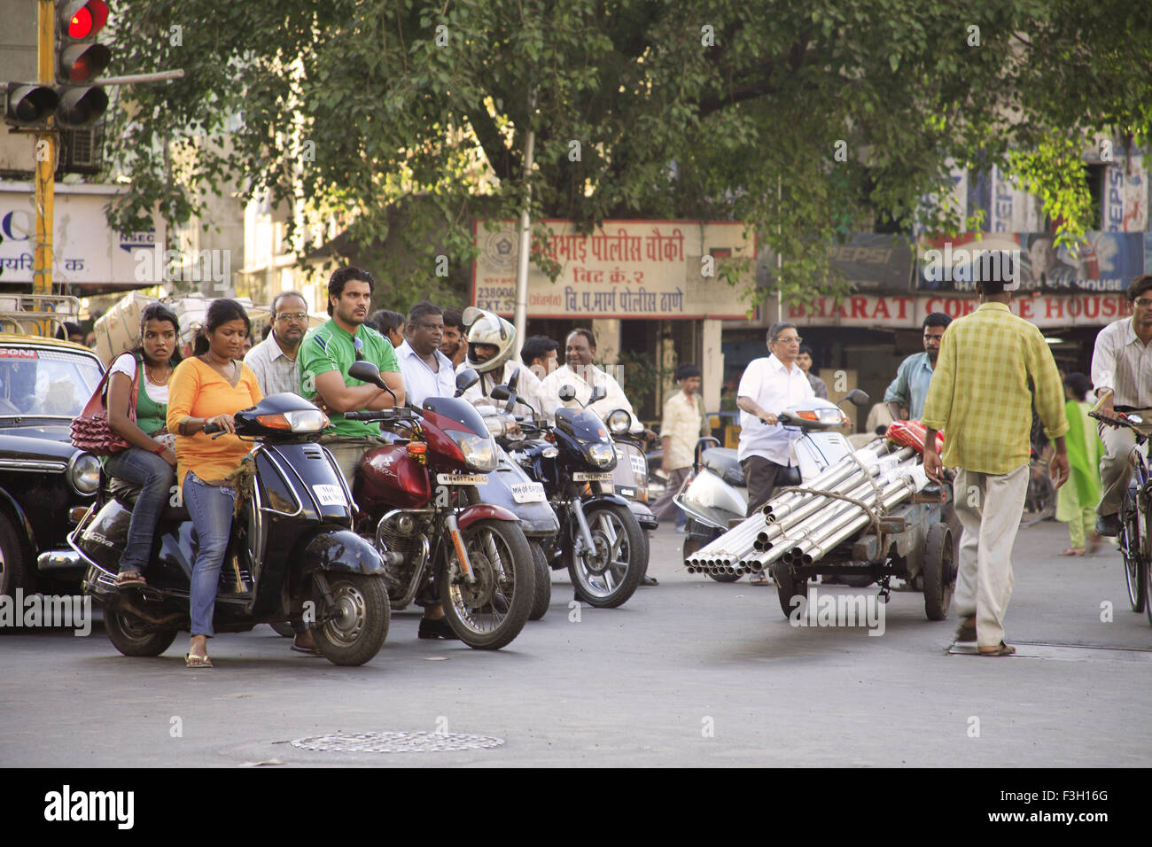 Road transport ; Sardar Vallabhbhai Patel road ; Grant road ; Bombay ...