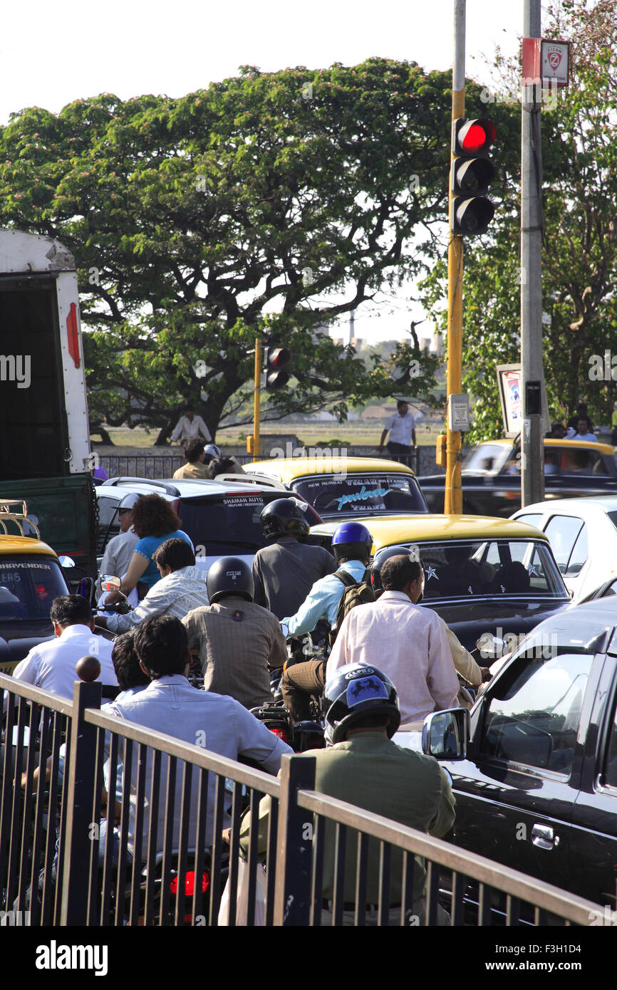 Mahalakshmi Station High Resolution Stock Photography and Images - Alamy