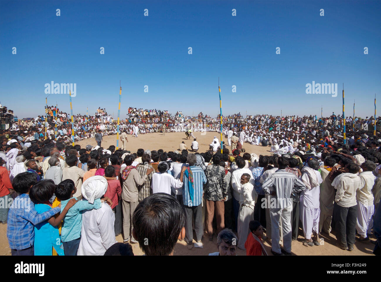 Children wrestling match hi-res stock photography and images - Alamy