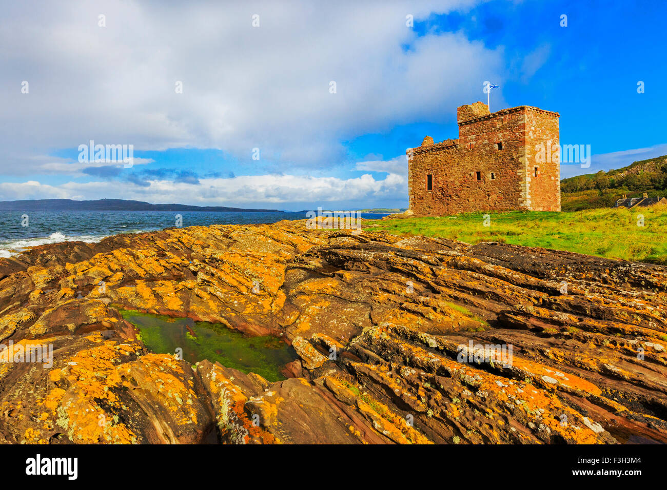 Firth of clyde beach portencross hi-res stock photography and images ...