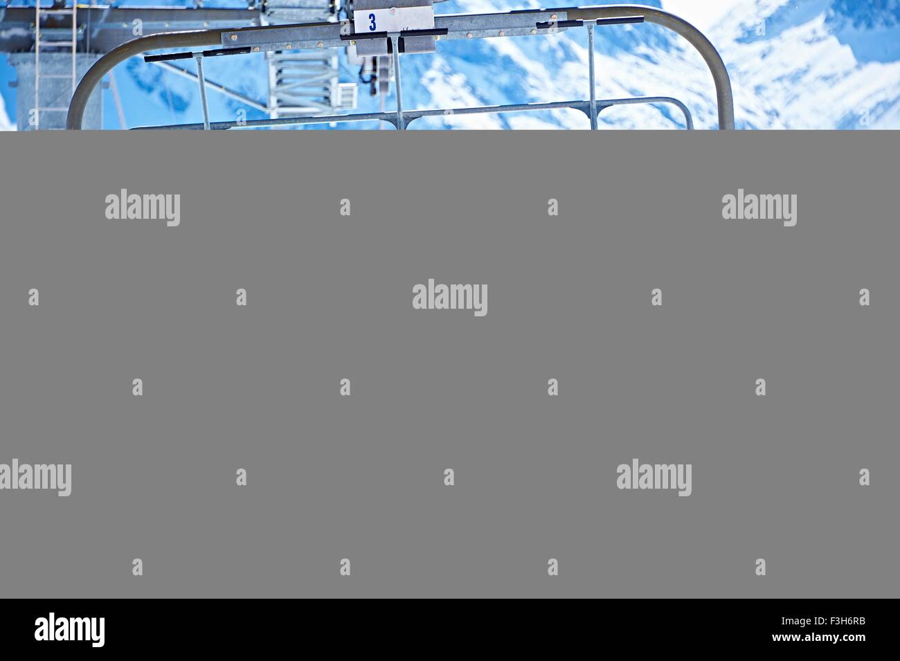 Chamonix ski lift hi-res stock photography and images - Alamy