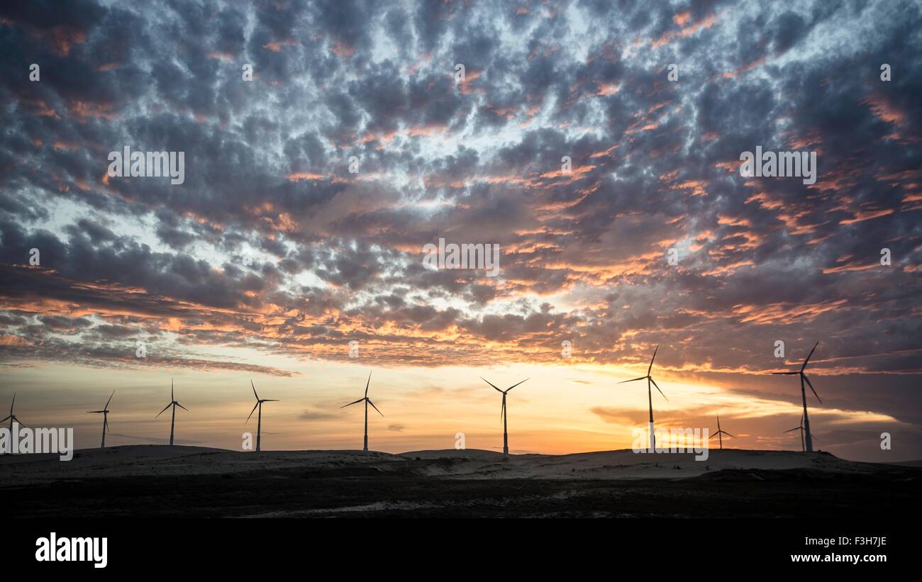 Row sky turbines hi-res stock photography and images - Alamy