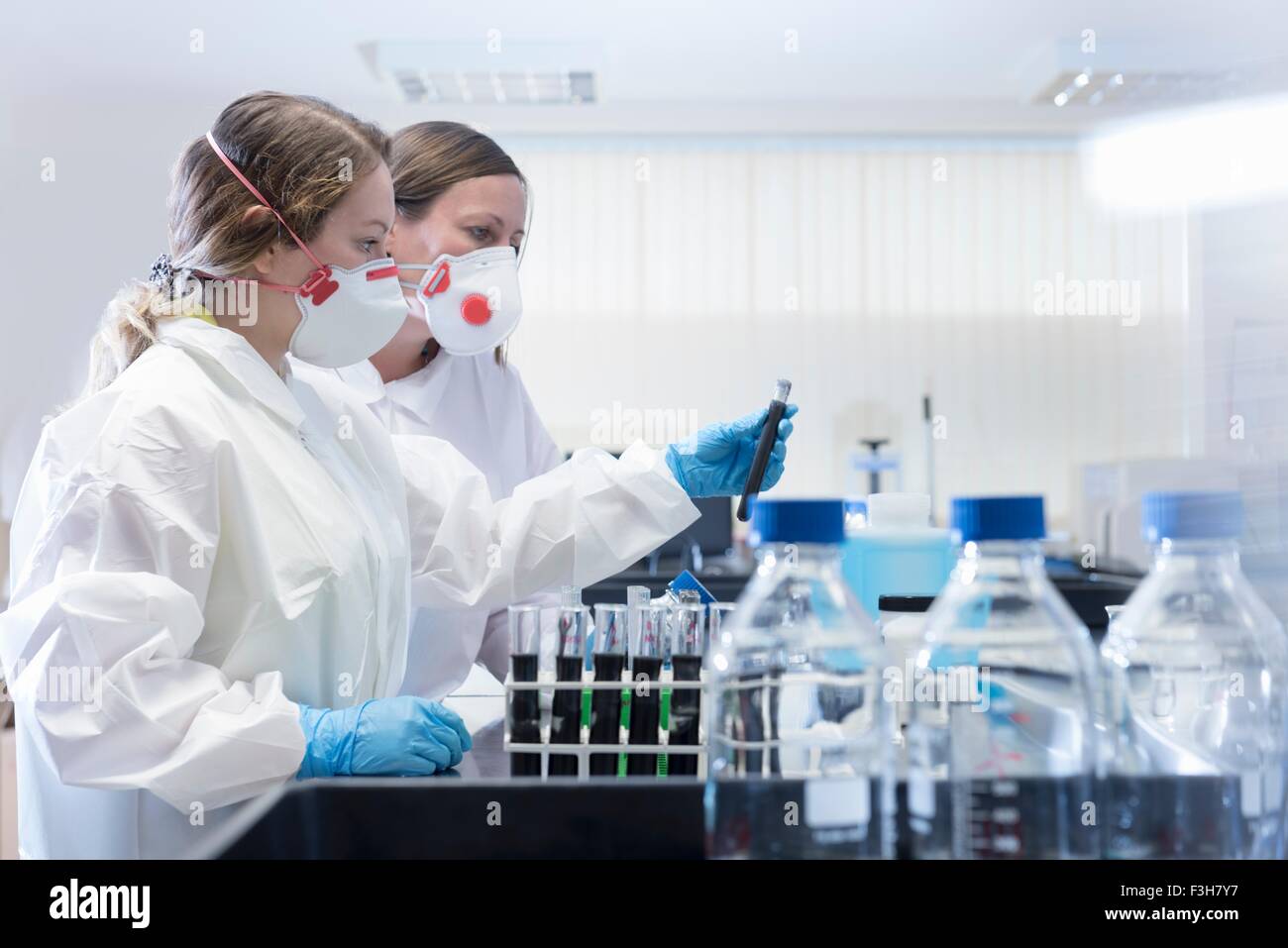Sample processing hi-res stock photography and images - Alamy