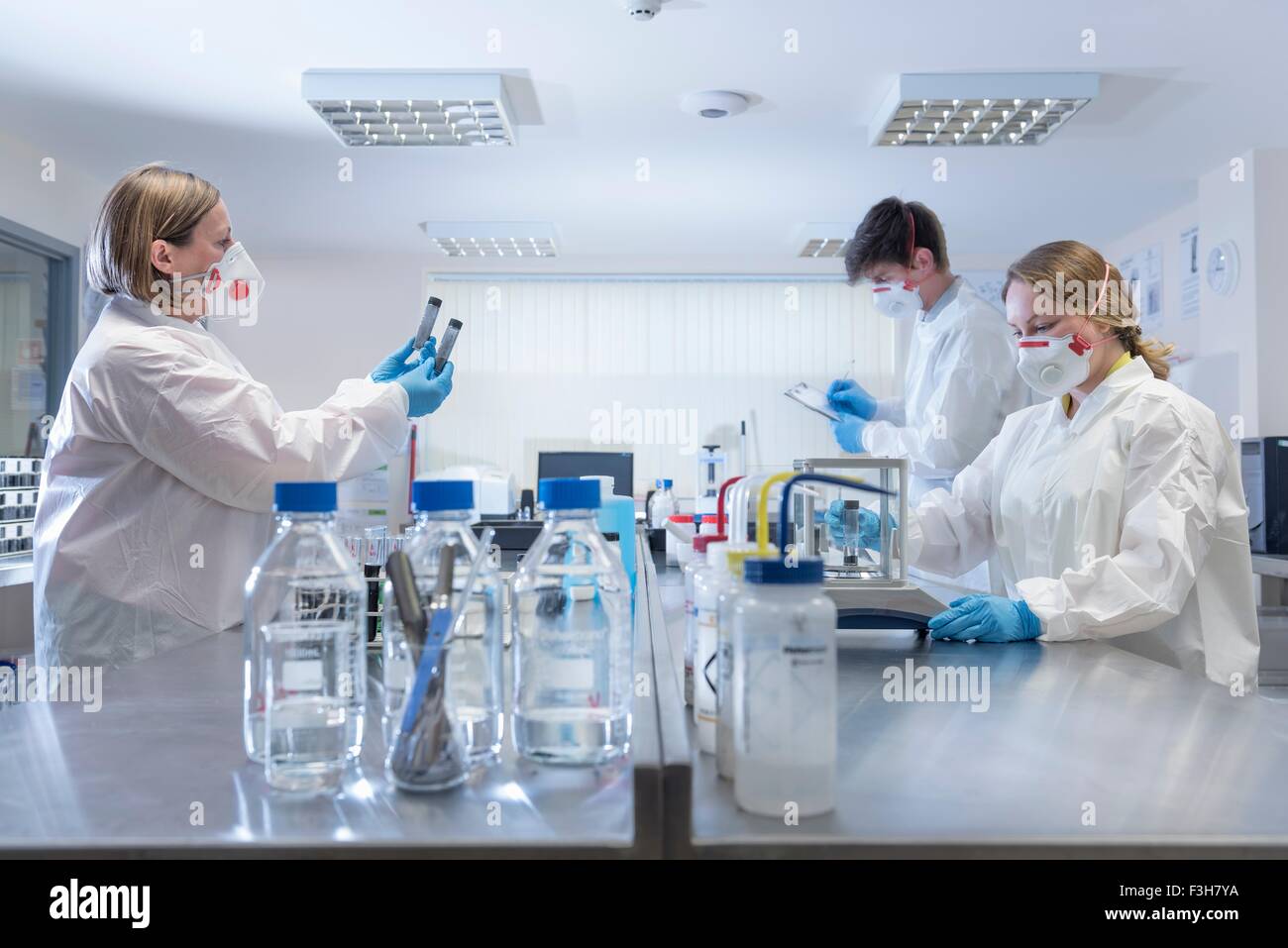 Sample processing hi-res stock photography and images - Alamy