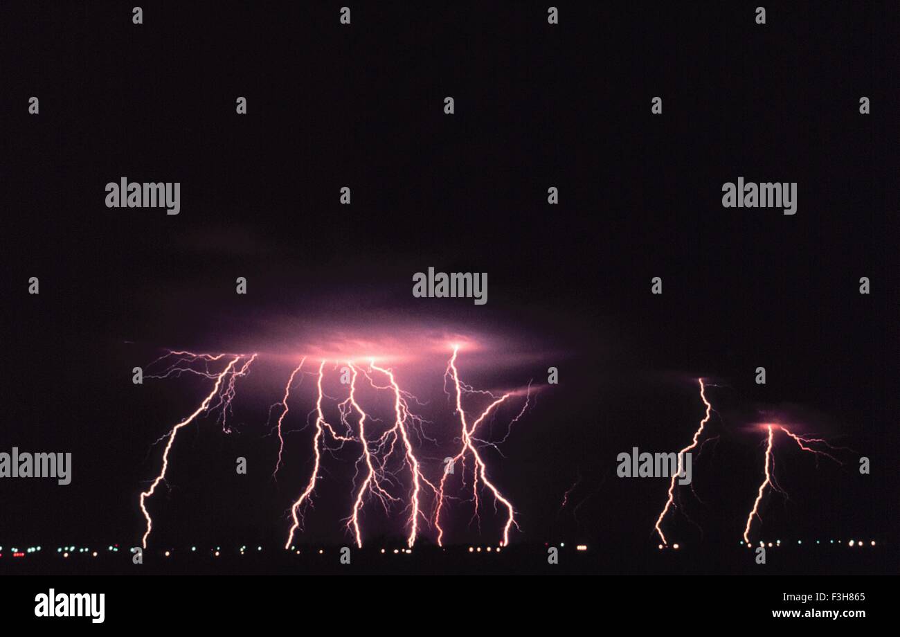 Lightning photograph from NOAA's National Severe Storms Laboratory ...