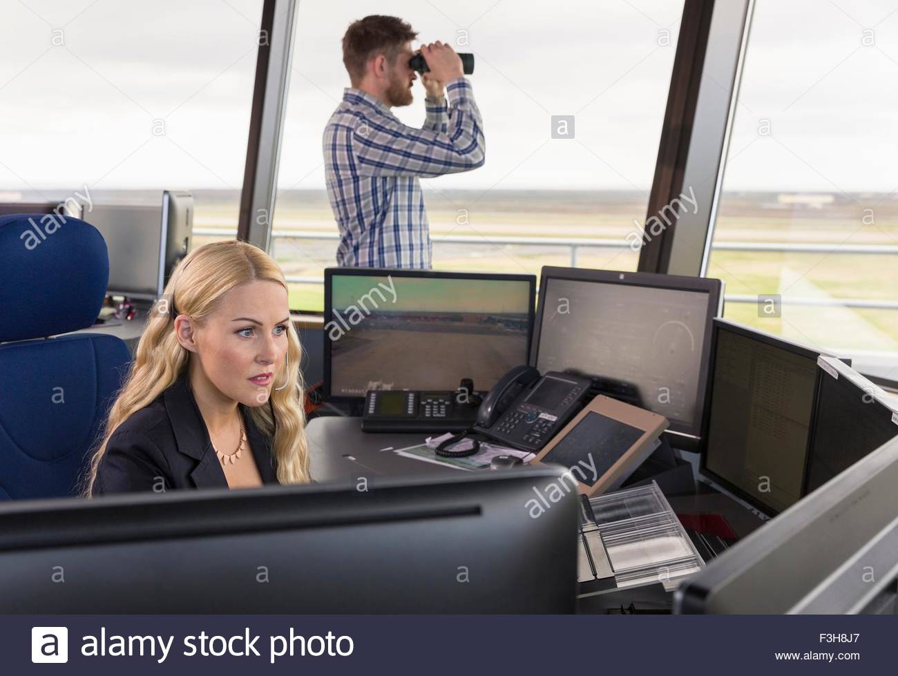 Airport Traffic Control Tower Stock Photos & Airport Traffic Control ...
