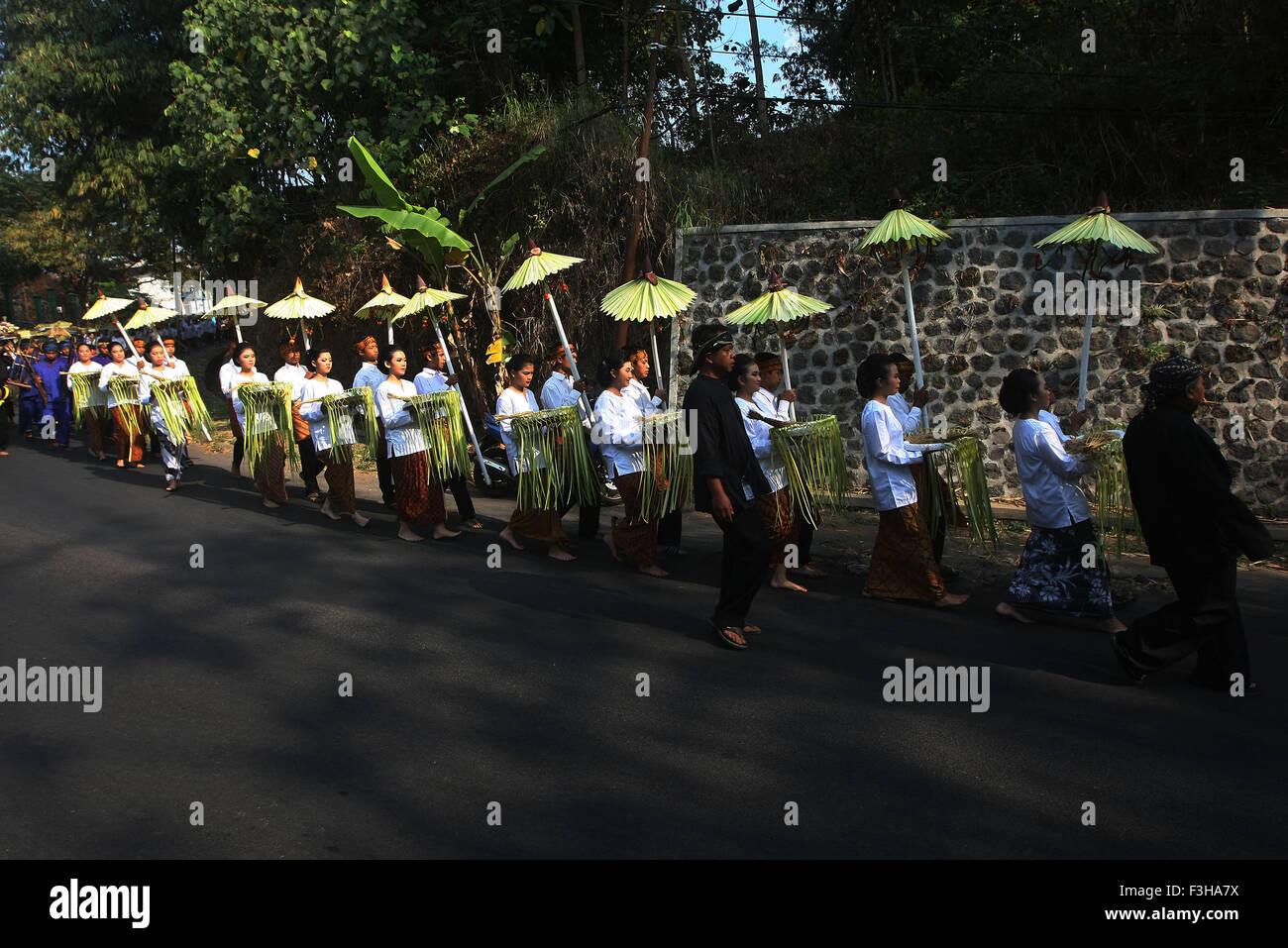 Kuningan, West Java, . 14th Feb, 2013. Indonesian during the annual ...