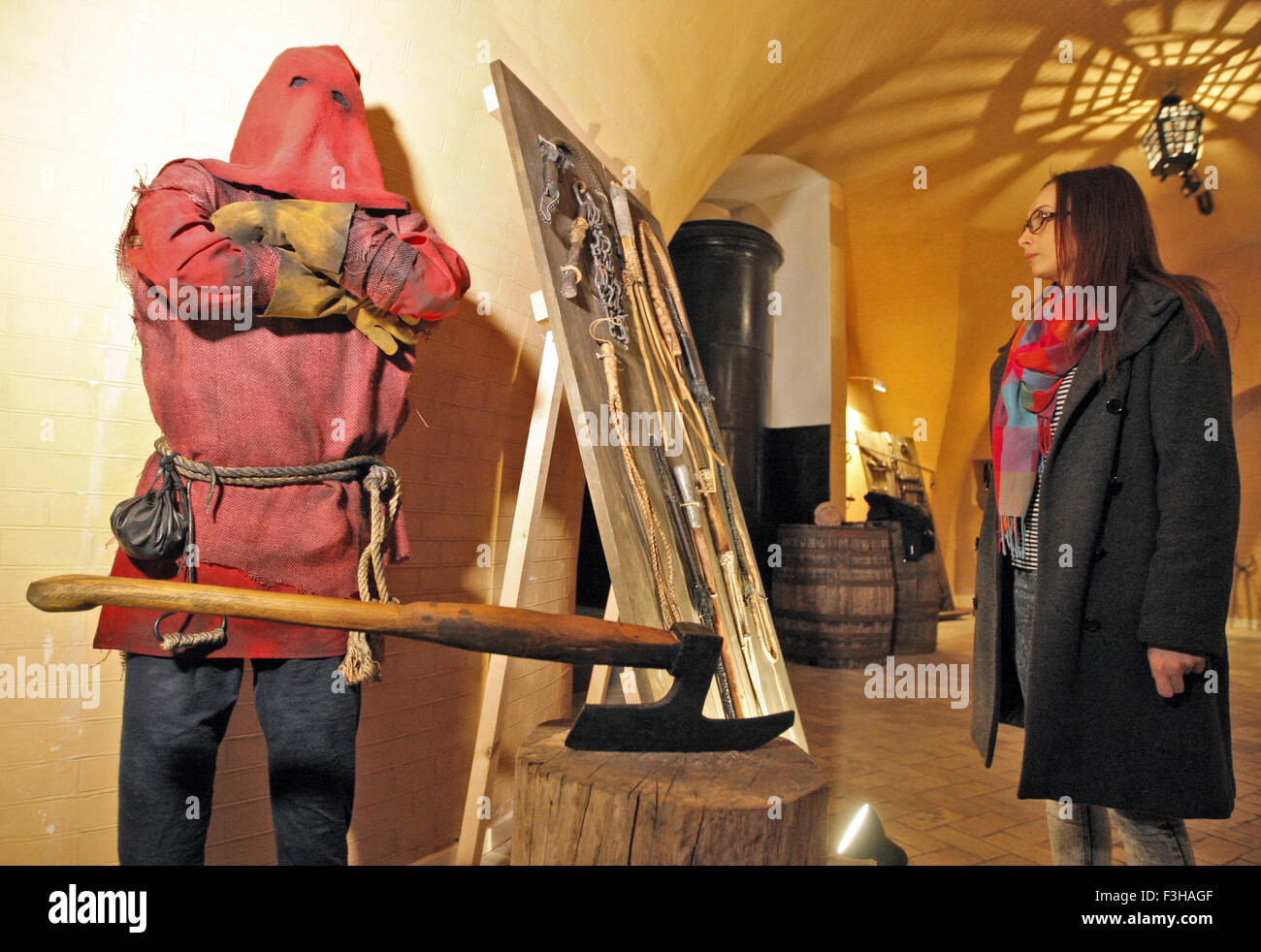 Medieval executions hi-res stock photography and images - Alamy