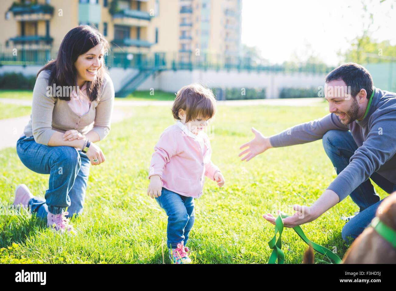 Father open arms daughter hi-res stock photography and images - Alamy