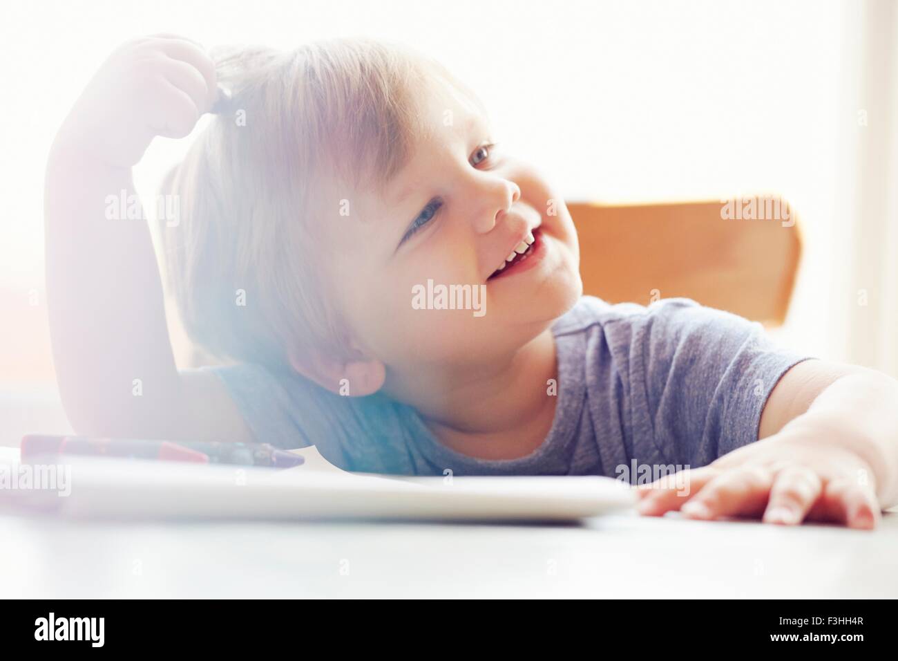 Male scratching its head hi-res stock photography and images - Alamy