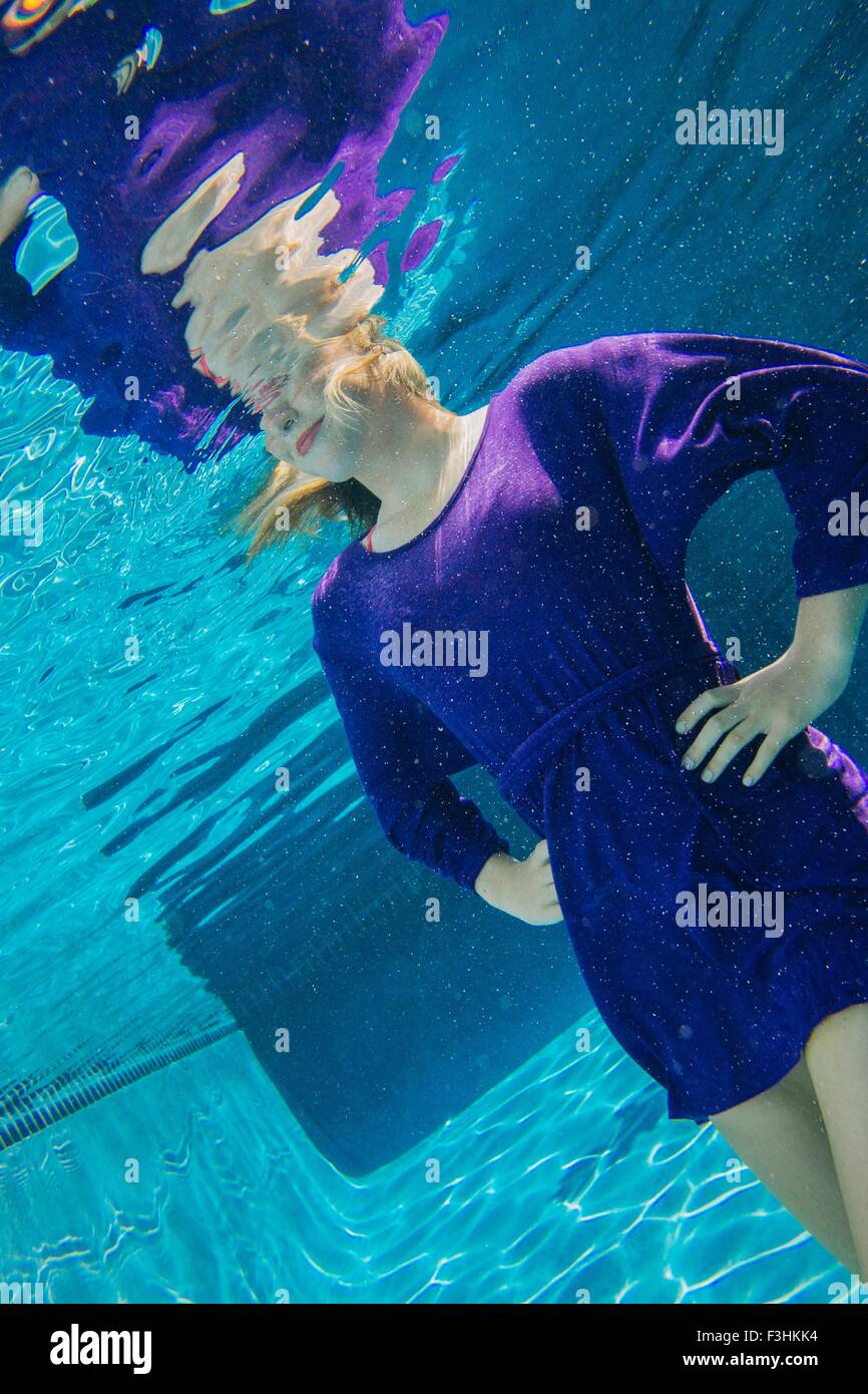 Woman hips underwater pool hi-res stock photography and images - Alamy