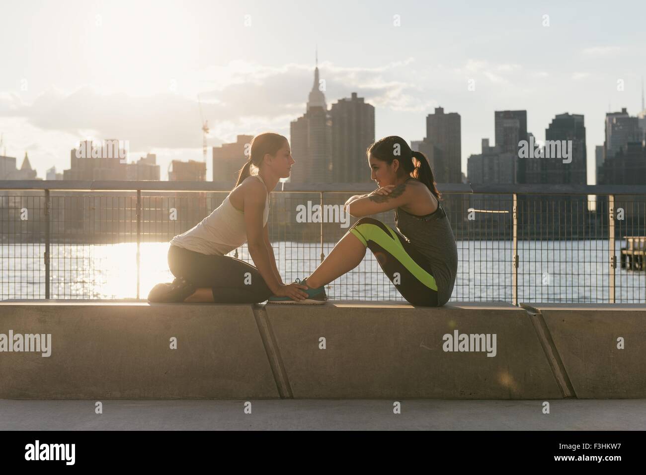 Sit Ups High Resolution Stock Photography and Images - Alamy