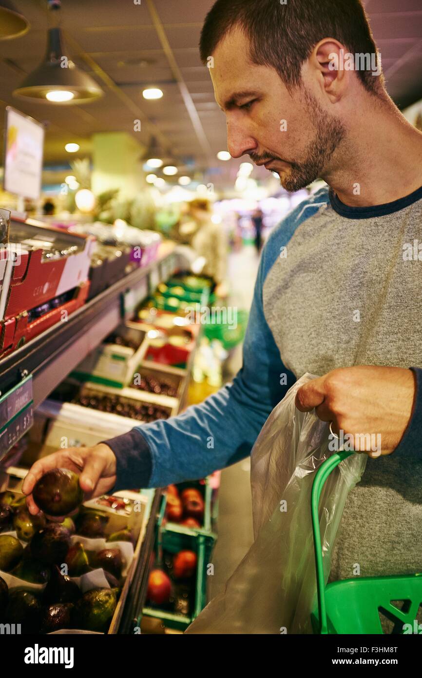 Supermarket d hi-res stock photography and images - Alamy