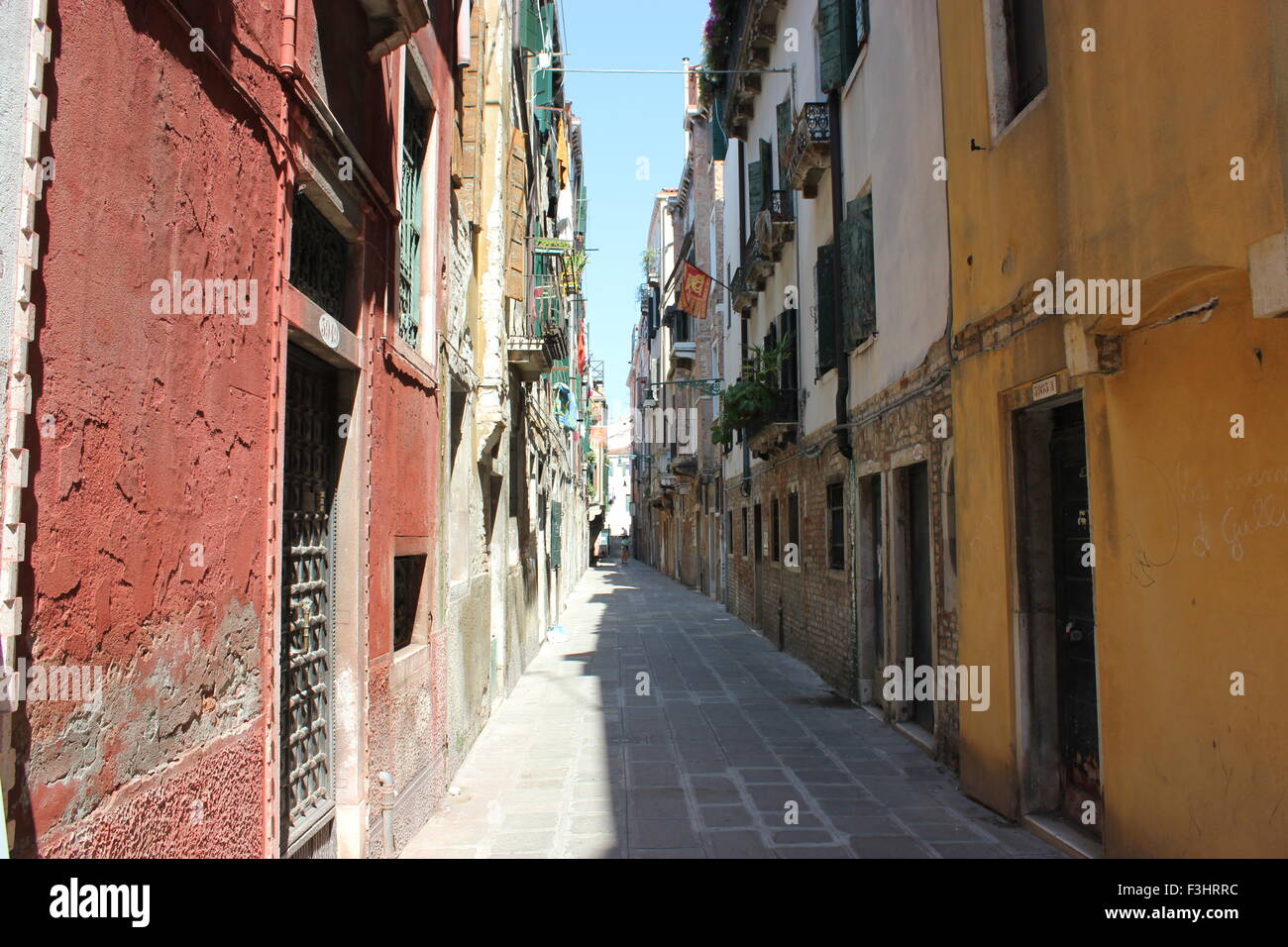 An empty street in Venice Italy Stock Photo - Alamy