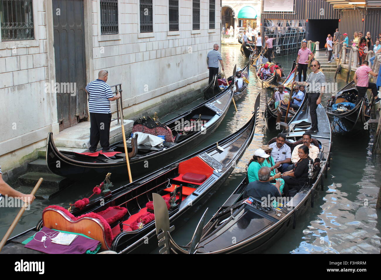 Traffic jam italy hi-res stock photography and images - Alamy