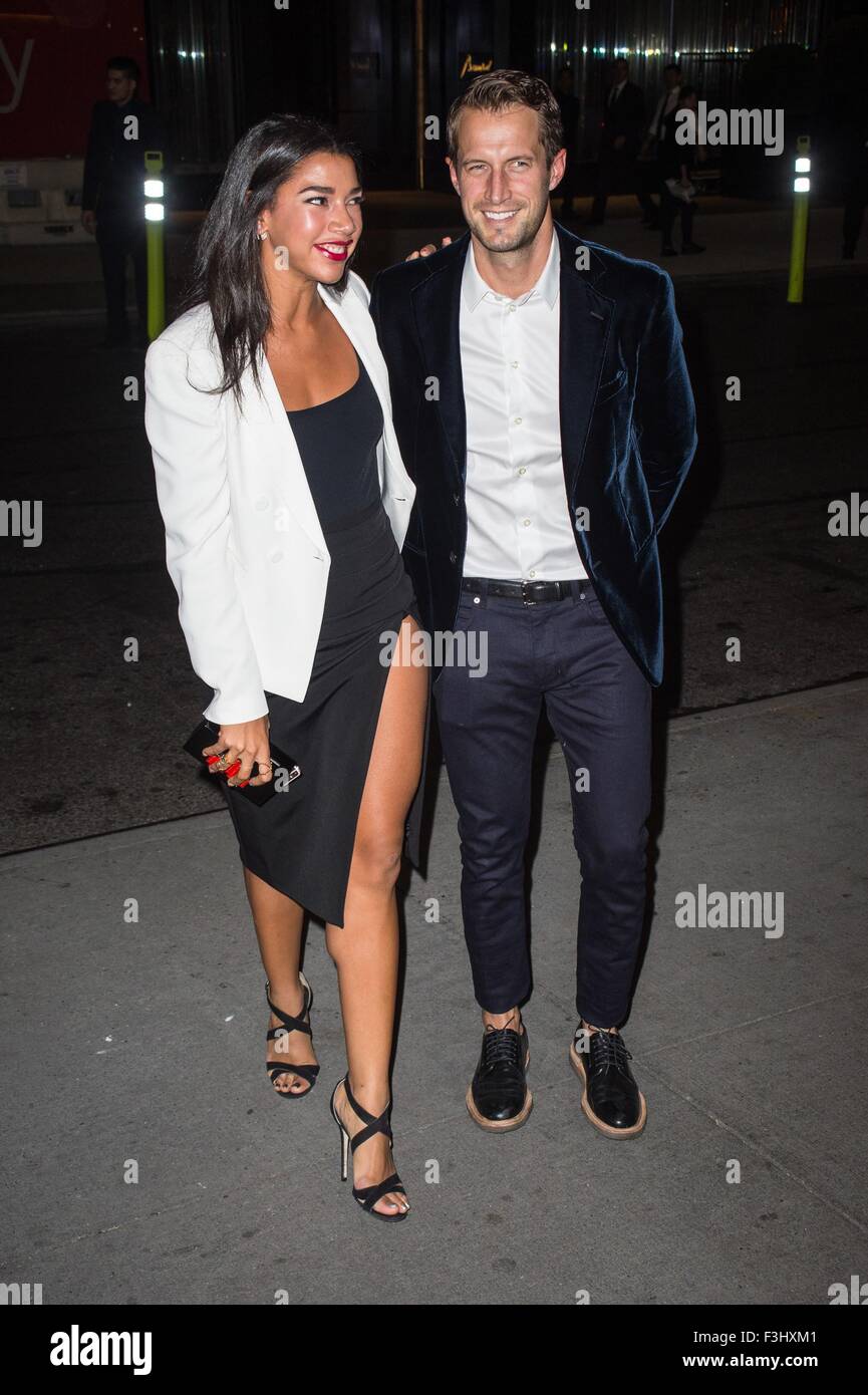 Hannah fallis bronfman hi-res stock photography and images - Alamy