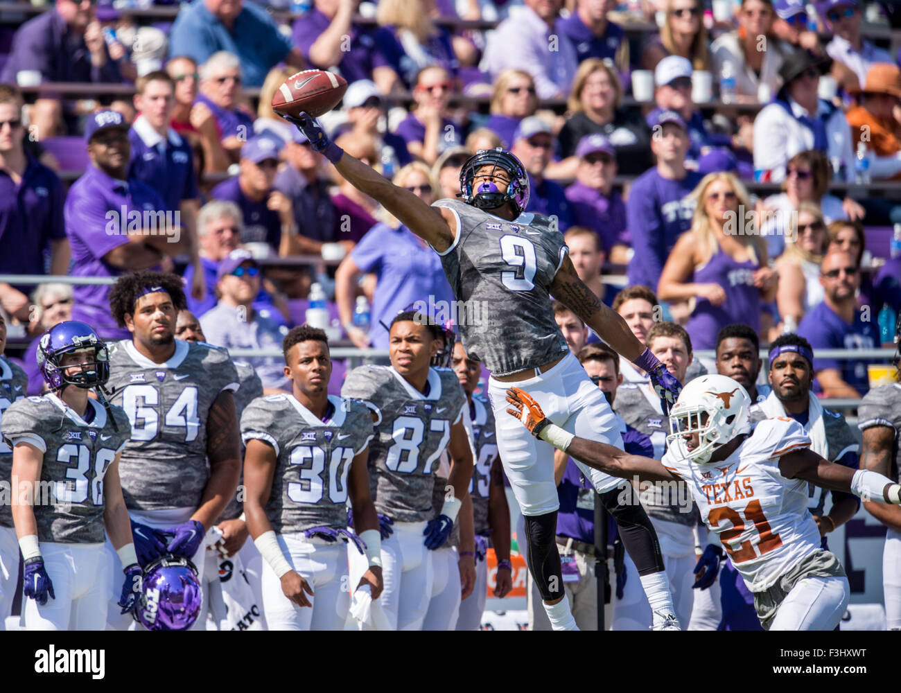 October 3rd, 2015:.TCU Horned Frogs wide receiver Josh Doctson (9 ...
