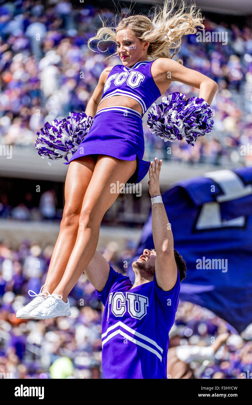 Tcu cheerleaders hi-res stock photography and images - Alamy