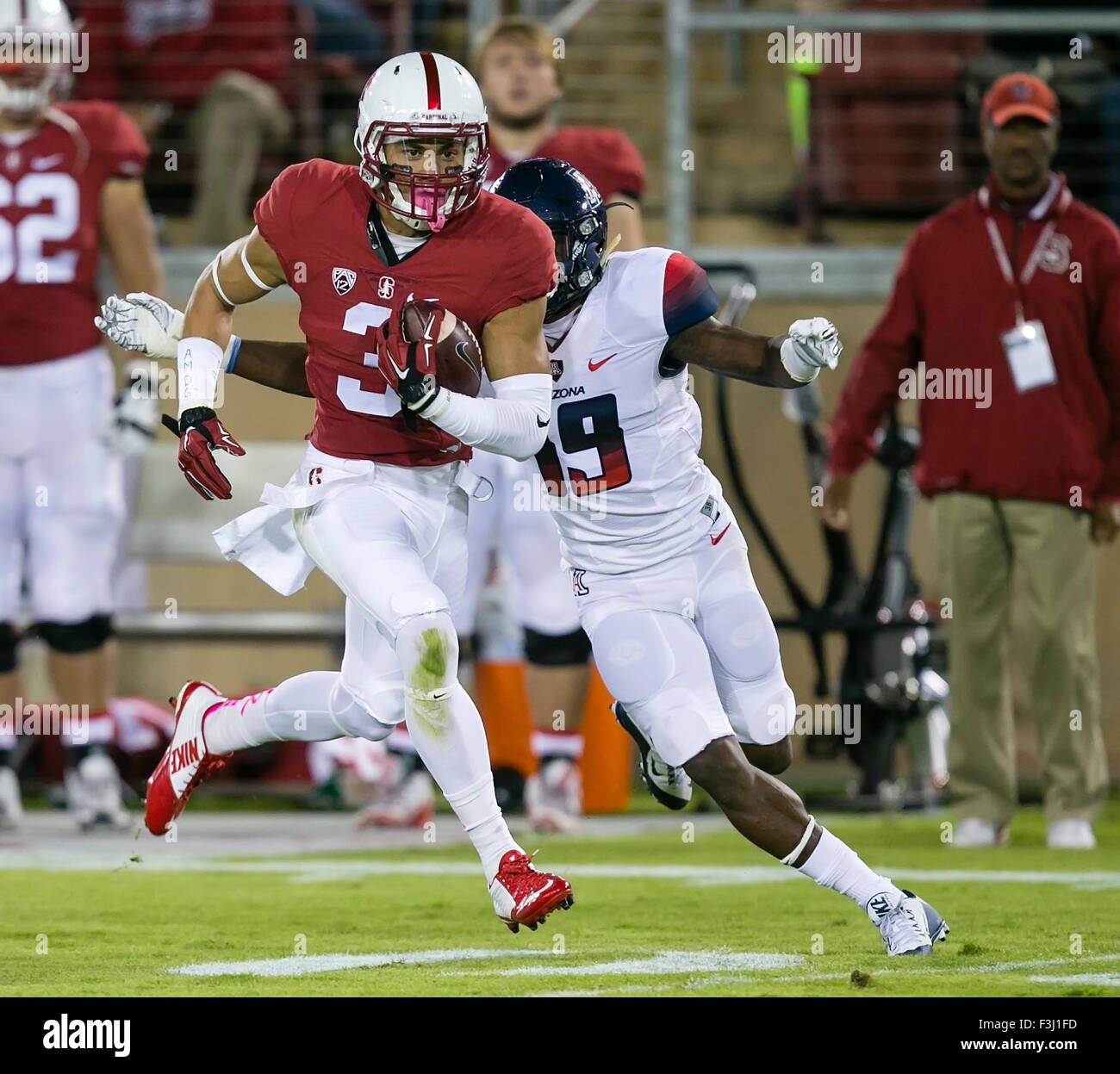 Palo Alto, CA. 3rd Oct, 2015. Stanford Cardinal wide receiver Michael ...