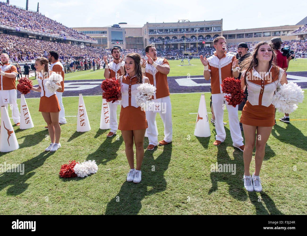 October 3rd, 2015:.Texas Cheer Team perform during an NCAA Football ...