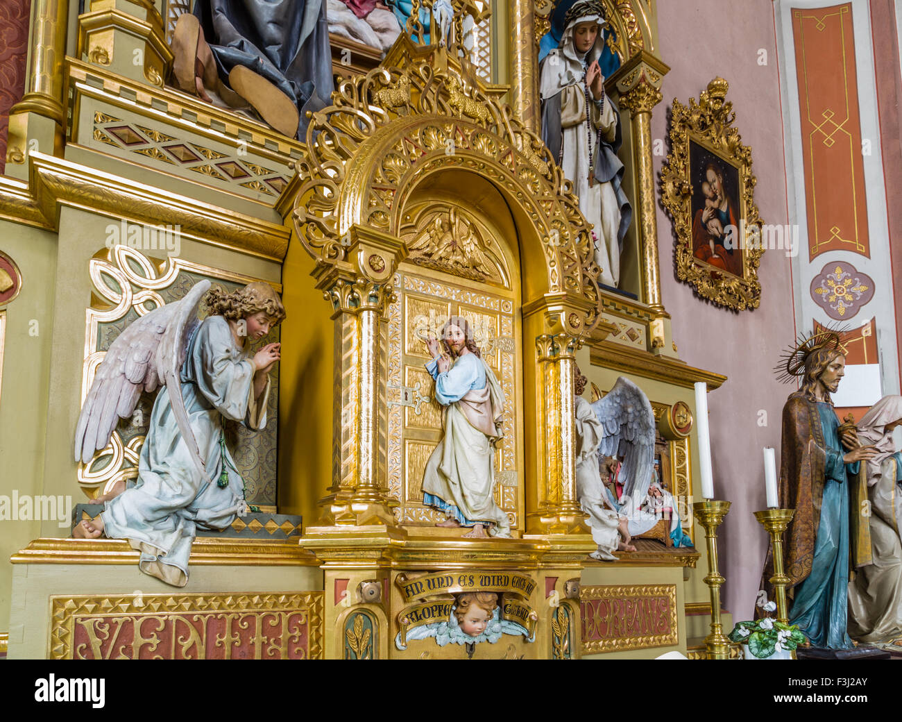 Sacred altar from the Parish Church of Urtijëi in Italy where wood ...