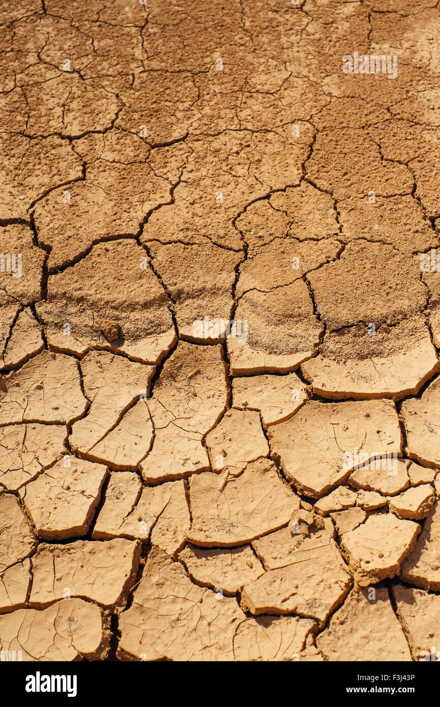 Dry soil after a period of drought in Somalia Stock Photo - Alamy