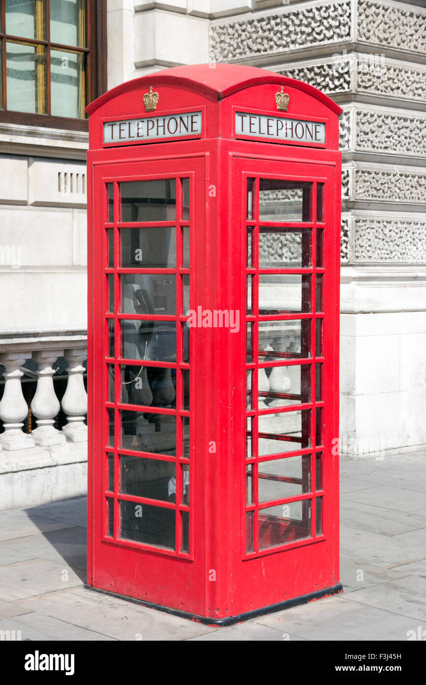 Traditional red telephone box in London Stock Photo - Alamy