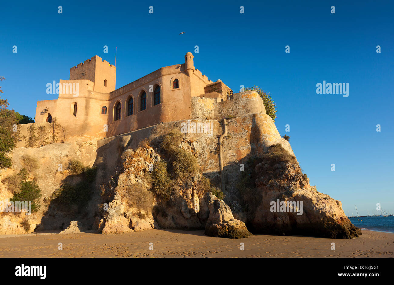 Ferragudo castle hi-res stock photography and images - Alamy
