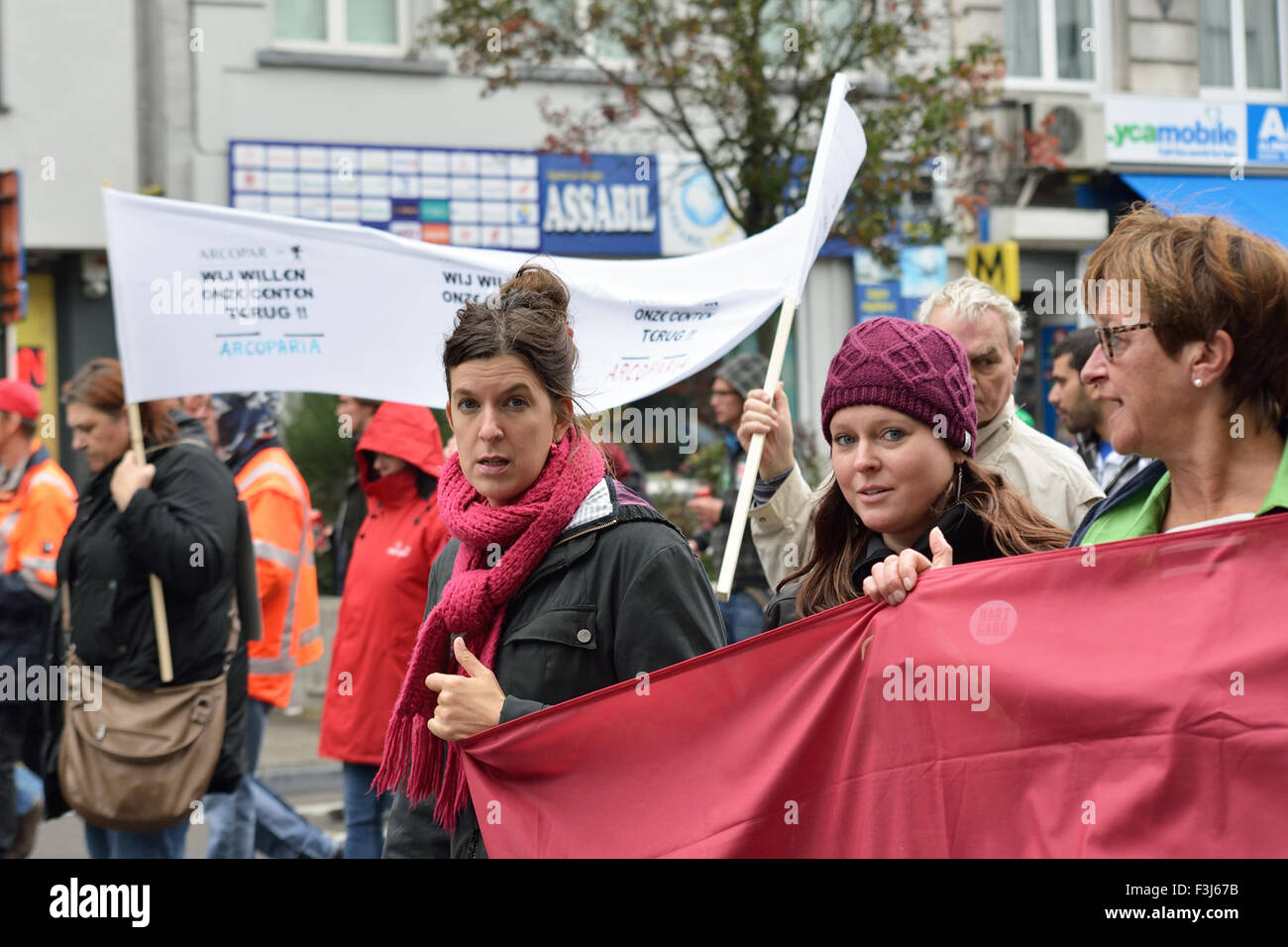 Brussels, Belgium. 7th October, 2015. Participants of National ...
