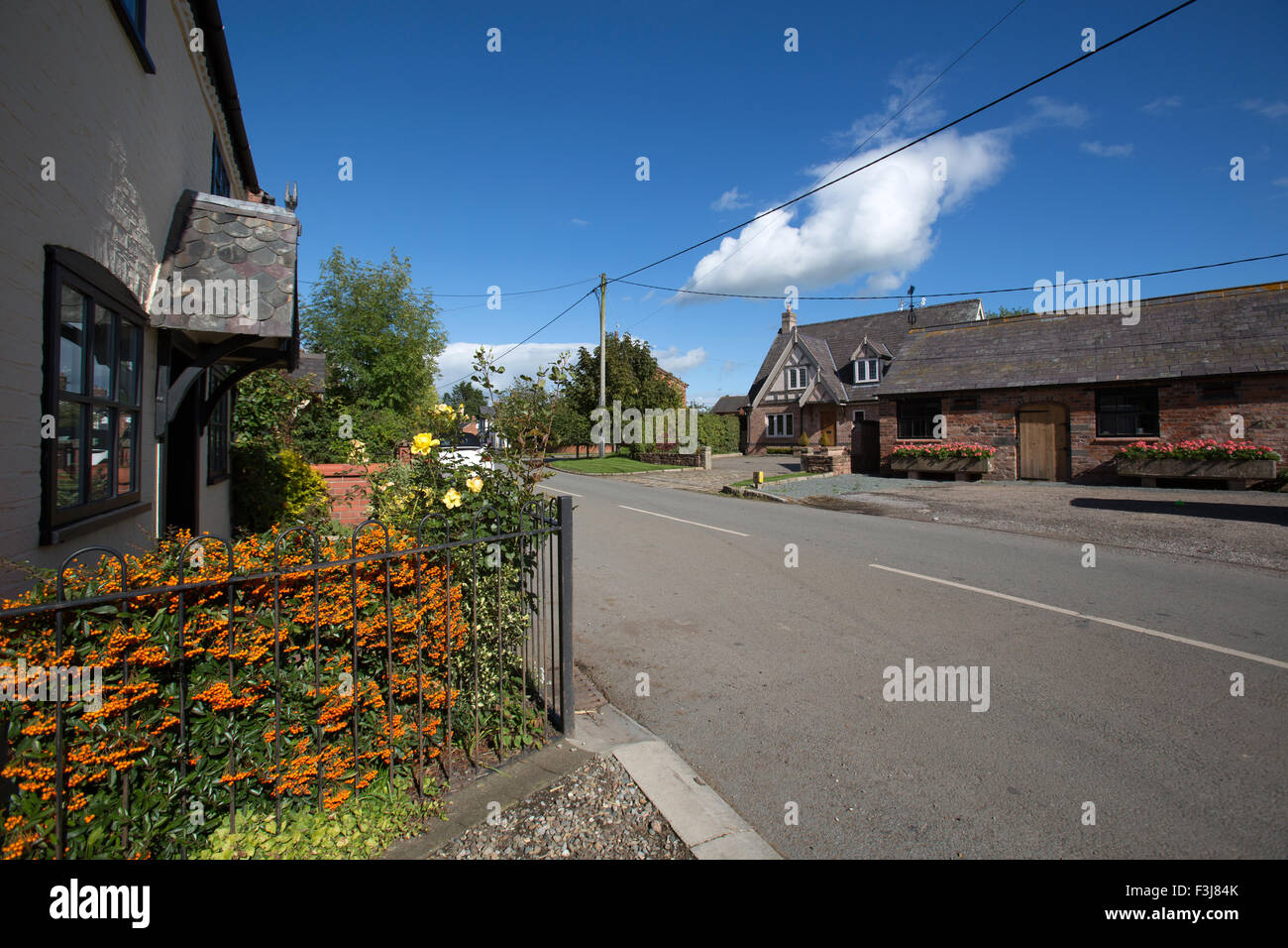 Village of Shocklach, Cheshire, England. Picturesque view of the B5069 ...