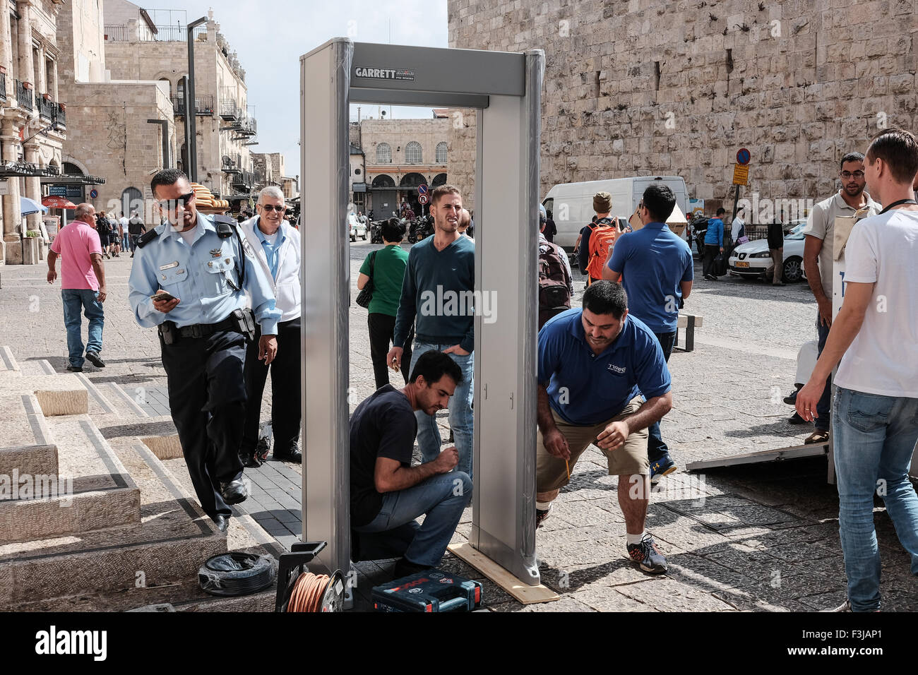 Jerusalem, Israel. 8th October, 2015. Police install a metal detector ...