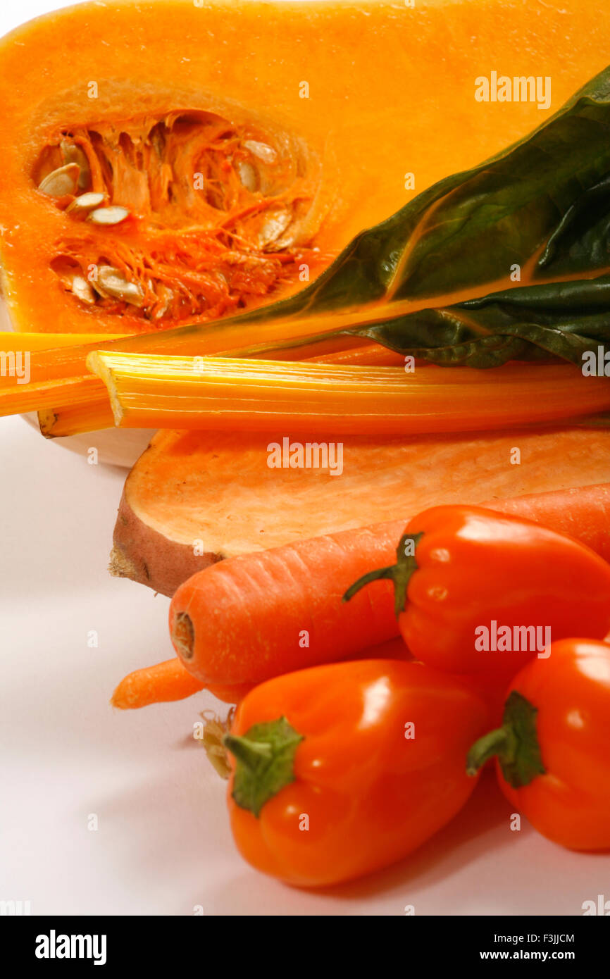 Orange vegetables hi-res stock photography and images - Alamy