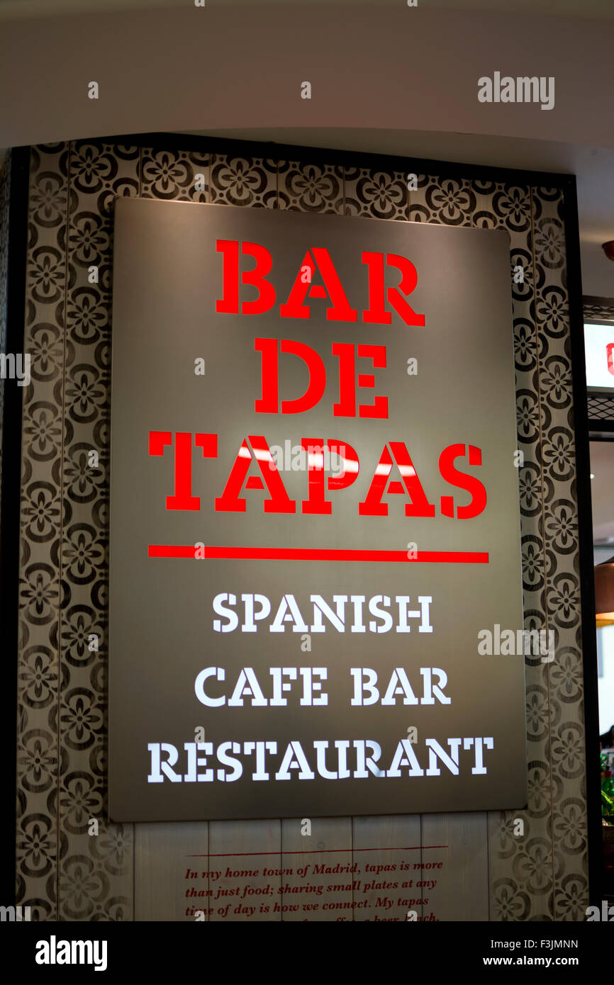 Tapas bar sign hi-res stock photography and images - Alamy