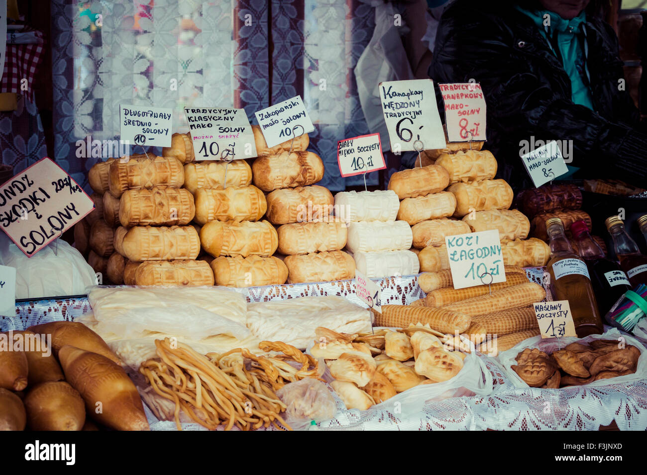 Traditional polish smoked cheese oscypek in Zakopane Stock Photo - Alamy