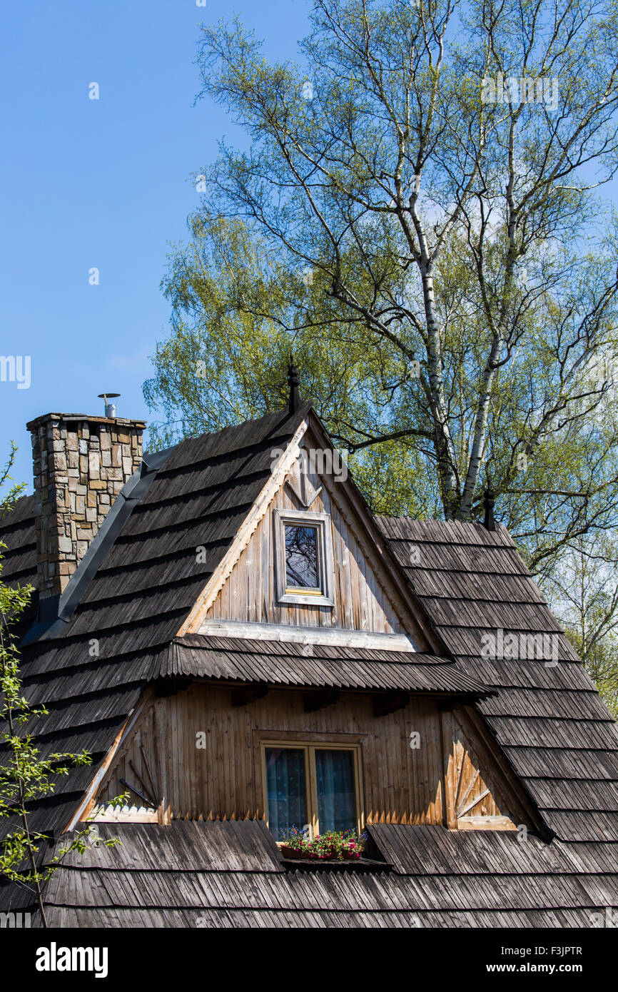 Traditional polish wooden hut from Zakopane, Poland Stock Photo - Alamy