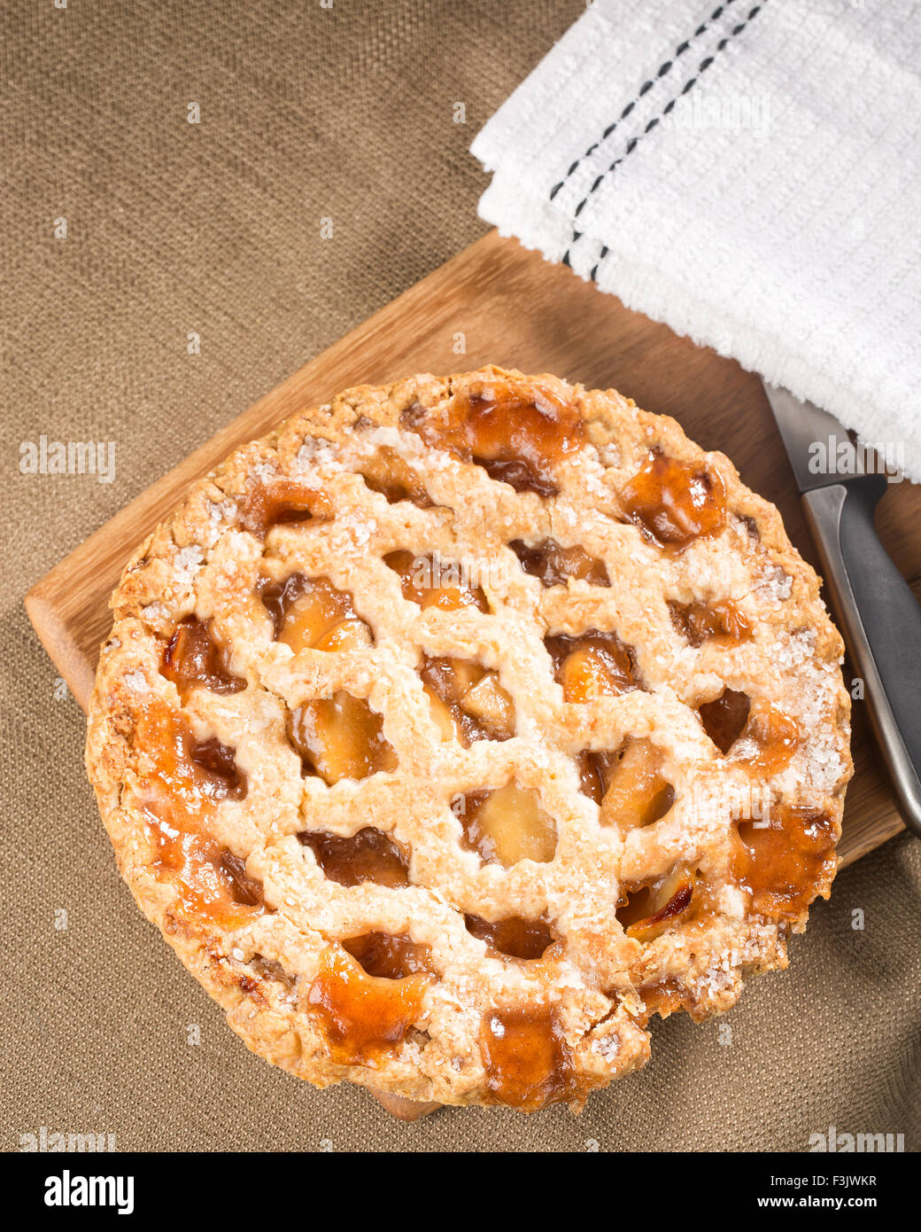 Rustic fruit pie hi-res stock photography and images - Alamy