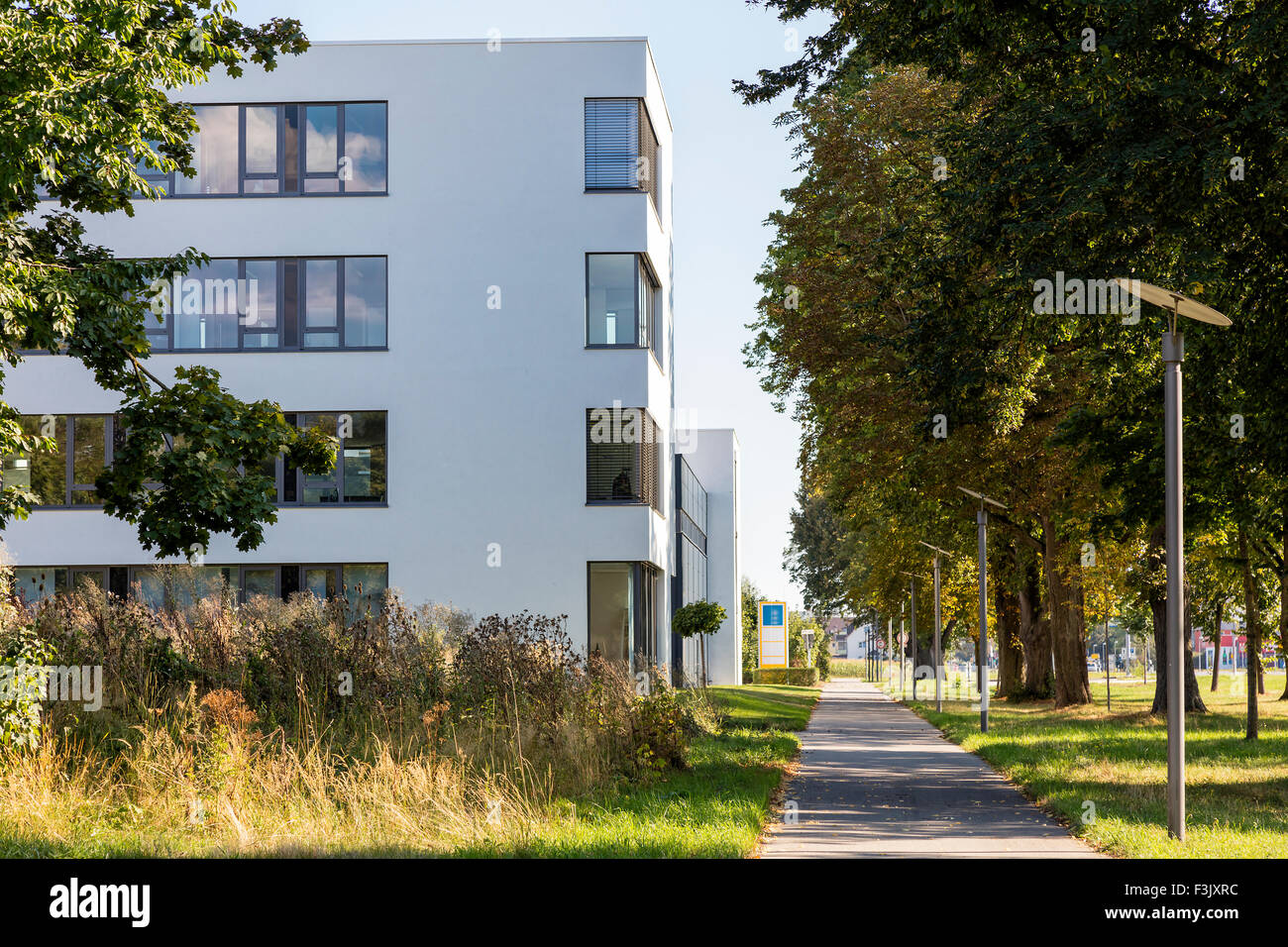 Modern building exterior Stock Photo - Alamy
