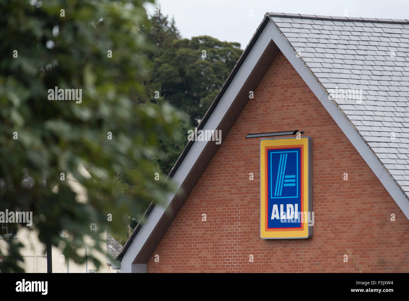 Aldi supermarket logo hi-res stock photography and images - Alamy